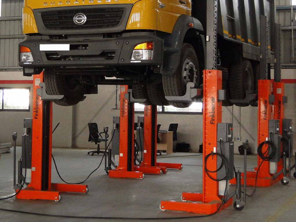 EHB707 mobile column hoist – Hartex Engineering