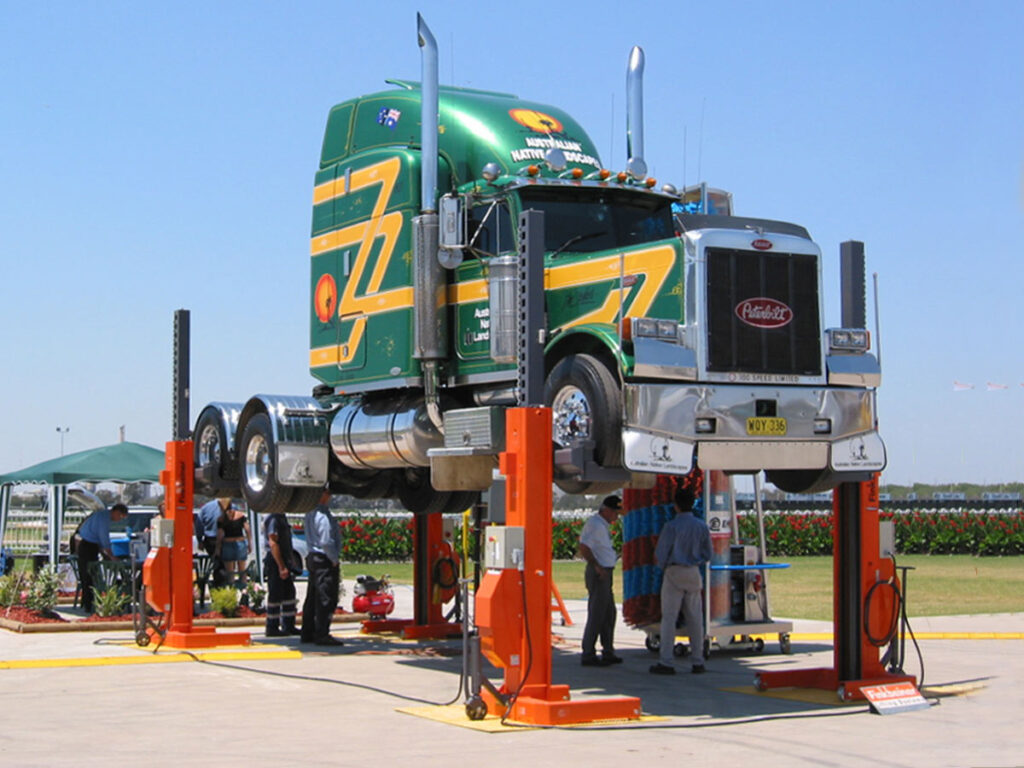 EHB707 mobile column hoist – Hartex Engineering